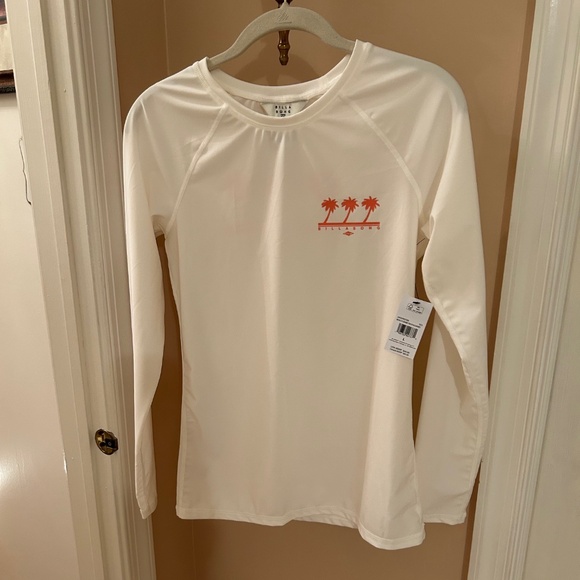 Billabong | Tops | Billabong Womens Beach Babe Long Sleeve Rashguard ...